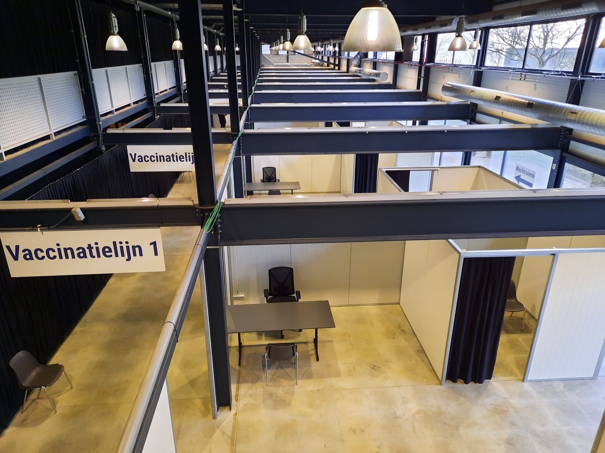 Joinery - dismountable, modular custom work - contact Veldeman